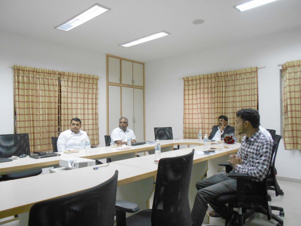 Hon. Dr.G.Satheesh Reddy, SA to RM & DG-MSS, DRDO visited MAK HQ ...