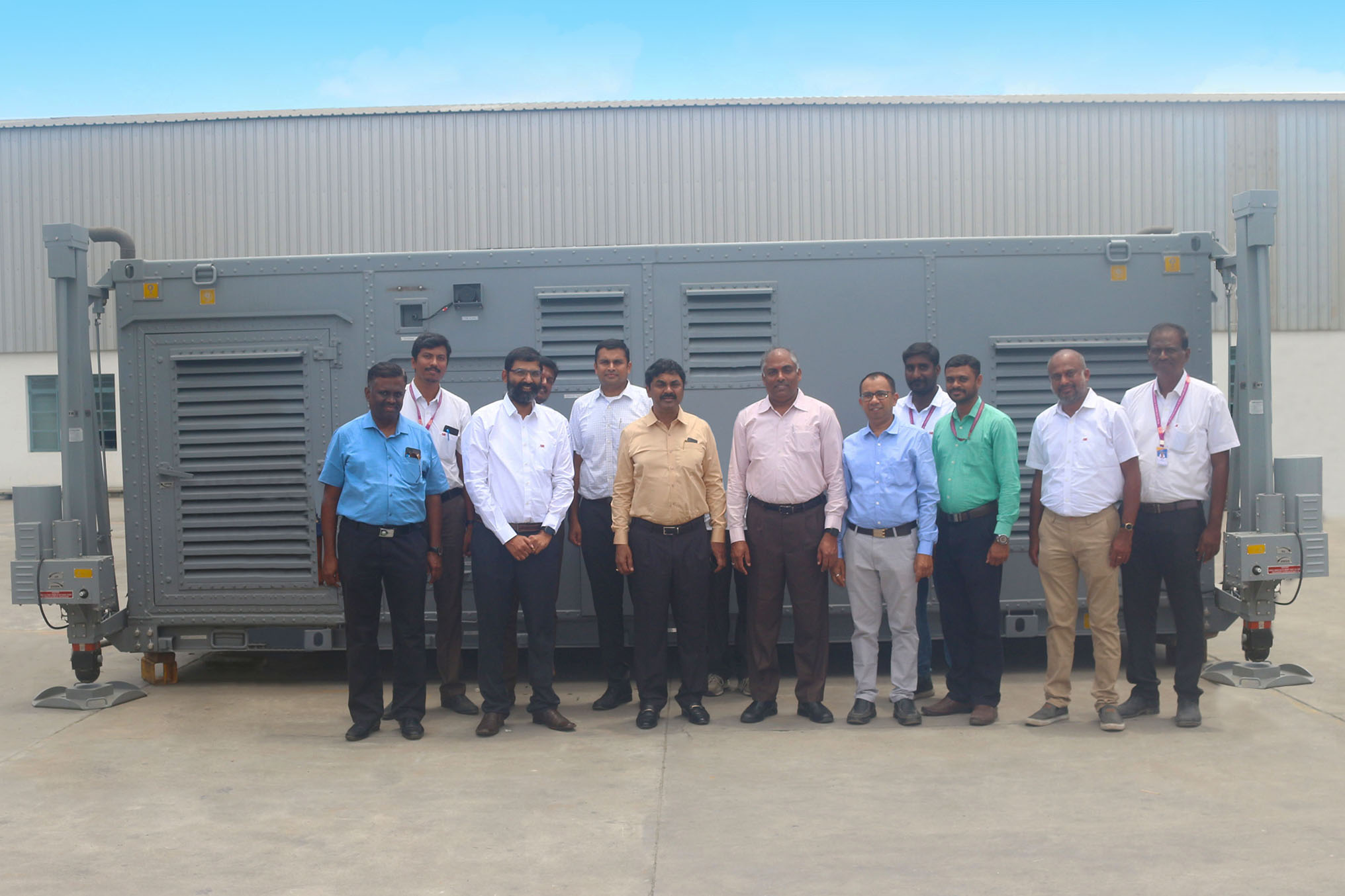 Hon. Dr.G.Satheesh Reddy, SA to RM & DG-MSS, DRDO visited MAK HQ ...